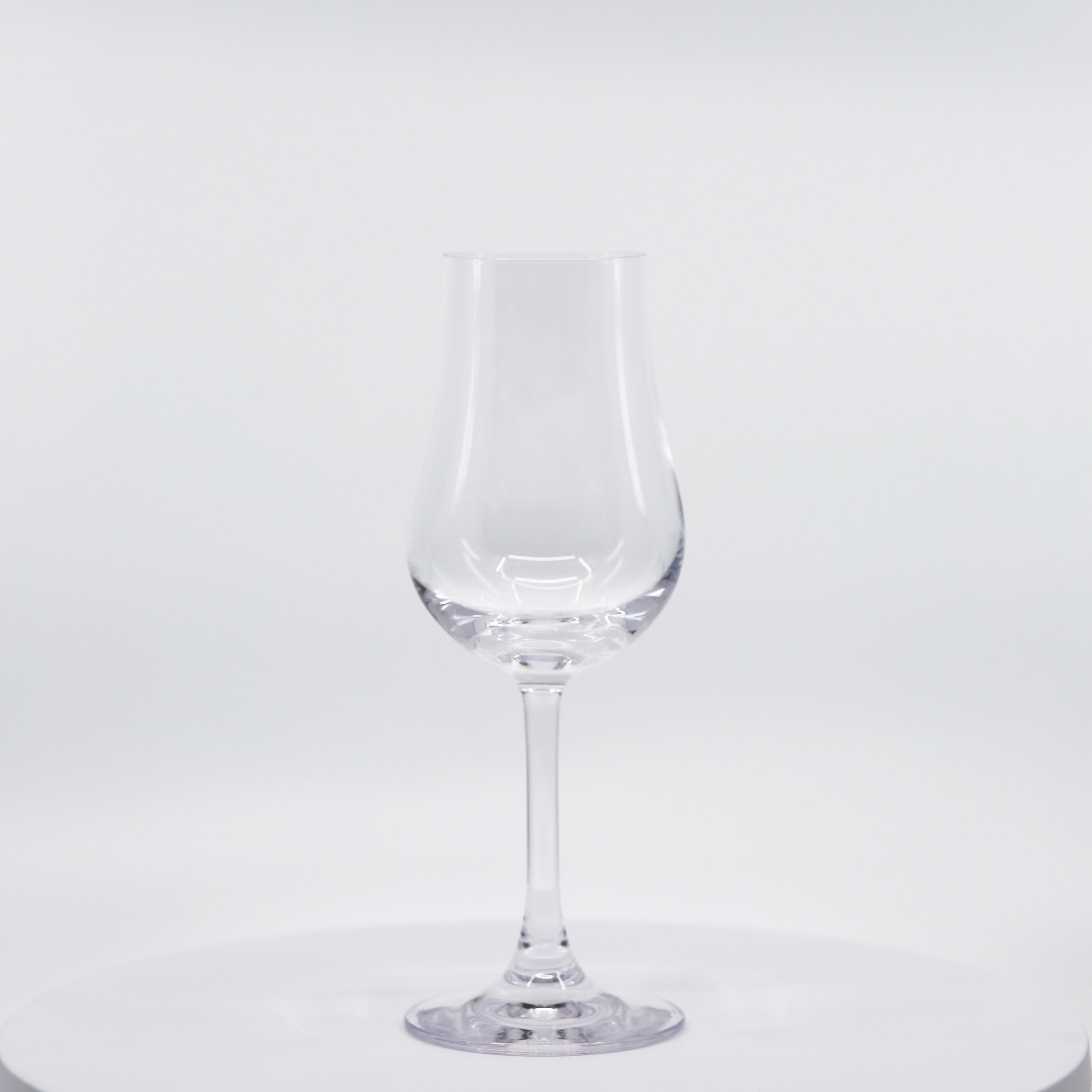 Edelbrände und Liköre – Weinbau Liener